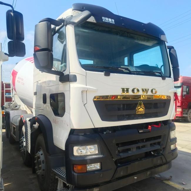Haowo Heavy Truck Mixing Tractor Cement Mixing Truck Price
