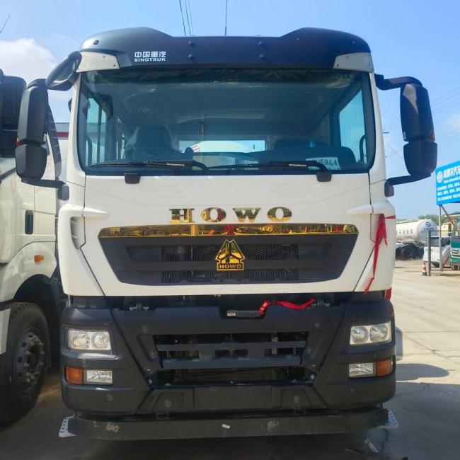 Haowo Heavy Truck Mixing Tractor Cement Mixing Truck Price