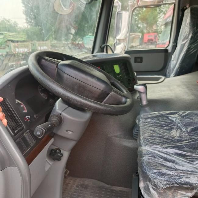 Advanced 12m3 380HP Heavy-Duty 6X4 Compact Concrete Mixer Truck Sale