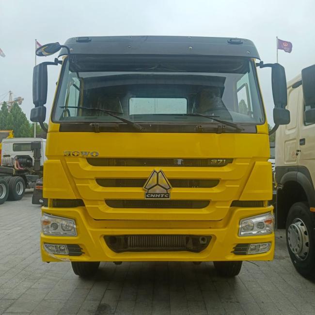 Heavy Duty 2024 HOWO Tractor Head with 400L Fuel Capacity
