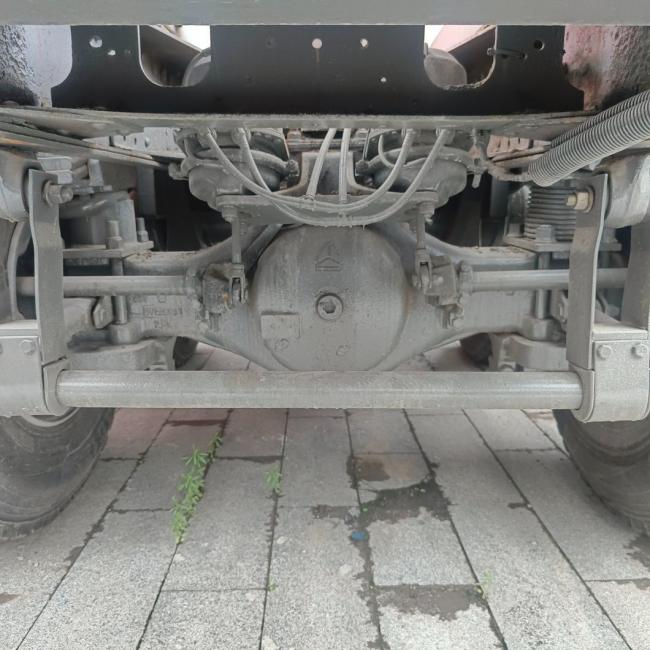 Sinotruk Chassis HOWO 12m3 Cost-Efficient Concrete Mixer Truck for Construction Equipment Use