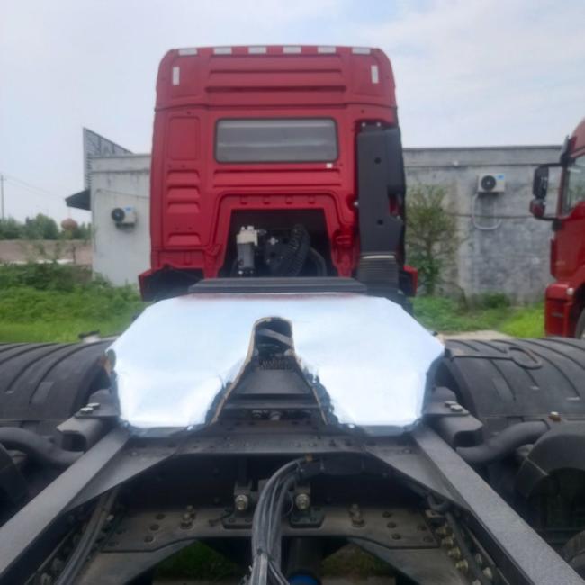Low Price Sales of Shaanxi Automobile Delong 6X4 Sturdy Diesel Tractor Truck