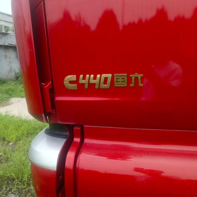 Low Price Sales of Shaanxi Automobile Delong 6X4 Sturdy Diesel Tractor Truck
