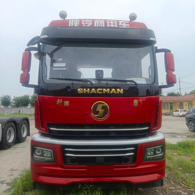 2024 China Shaanxi Automobile Transport Trailer 400L 6X4 Diesel Truck