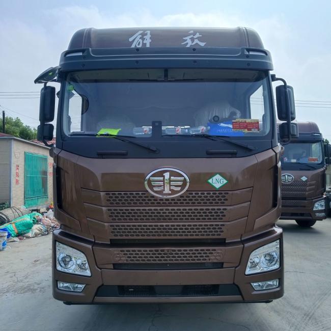 Heavy Duty China Liberation Jh6 Transport Truck 6X4/8X4 10/12 Wheeled Second-Hand Towing Head Truck for Sale