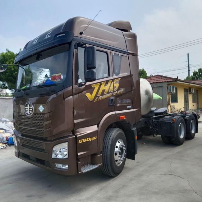 Heavy Duty China Liberation Jh6 Transport Truck 6X4/8X4 10/12 Wheeled Second-Hand Towing Head Truck for Sale