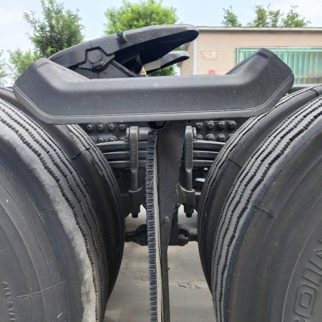 Heavy Duty China Liberation Jh6 Transport Truck 6X4/8X4 10/12 Wheeled Second-Hand Towing Head Truck for Sale