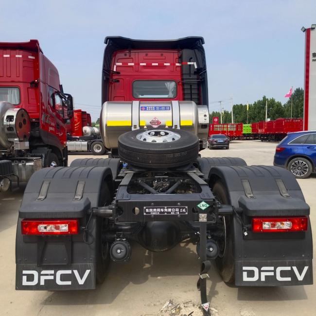 Dongfeng Tianlong 580HP Truck with Automatic Transmission for Traction