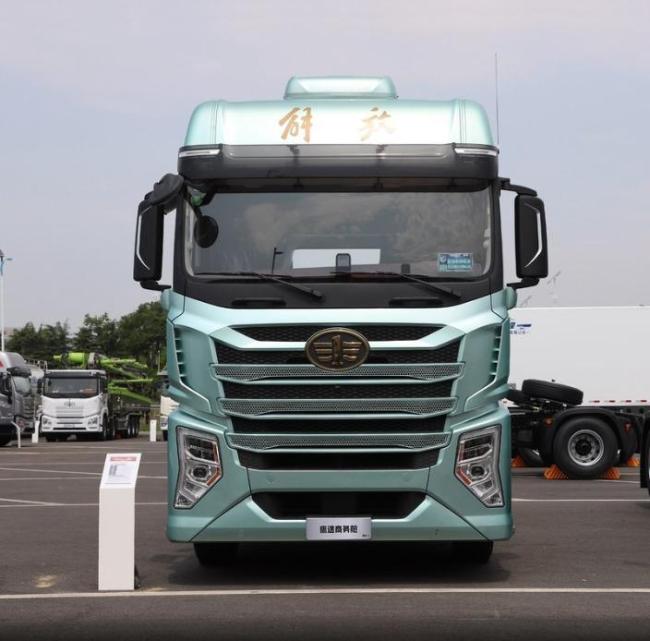FAW X6000 510HP Tractor Truck for LNG and CNG Fuel