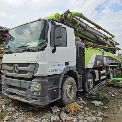 China 21-30t Customizable Sinotruk Chassis with Power Steering and Tyres for sale