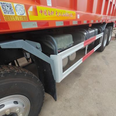 중국 앞 승강기 스타일 사용 된 Sinotruk HOWO 6 * 4 무거운 짐 운송을위한 덤프 티퍼 트럭 판매용