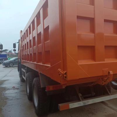 China Caixas de carga de aço carbono Sinotruck HOWO 6X4 Caminhão de mineração pesado com capacidade de 40 t à venda