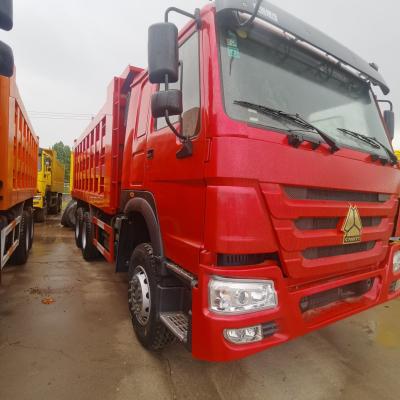 China Sinotruck Schwerlastwagen 6X4 Bergbau-Transporter mit 30 t Ladekapazität zu verkaufen