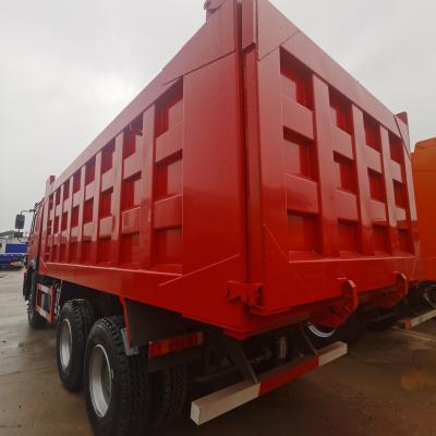 China Sinotruck Schwerlastwagen 6X4 Bergbau-Transporter mit 30 t Ladekapazität zu verkaufen