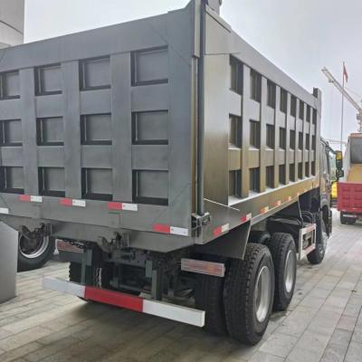 Cina Capacità di carico 50 t Sinotruk 6X4 camion pesante durevole per progetti minerari in vendita
