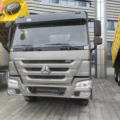 Cina Servizio post-vendita 6 mesi Sinotruck resistente 6X4 Taper Truck per le operazioni minerarie in vendita