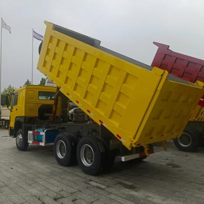 Cina 6×4 ruota motrice Heavy Duty HOWO Grandi camion spazzatura camion di trasporto manuale con pneumatici in vendita