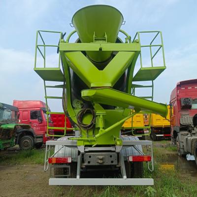 China Hydraulic Steering with Power Assistance Used HOWO Cement Concrete Mixer Mixing Tank for sale