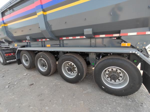 Quality Custom Color Self-Unloading Grain Transport Trailer 8000-9000mm Wheel Base and for sale
