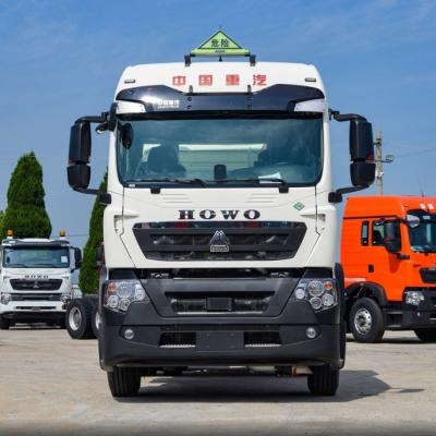 Cina Pagamento iniziale Camion da traino HOWO pesante con serbatoio di 400L e sospensione pneumatica in vendita