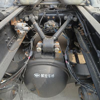 중국 510HP FAW Jiefang J6p 가스 6X4 및 6X2 견인 운송 트럭 7.40m * 2.55m * 3.76m 판매용
