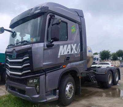 China 2024 HOWO 6X4LNG540HP Automatische transmissie trekker Transport vrachtwagen voor vervoer Te koop