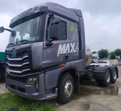 China 540 pk Nationale zware vrachtwagen HOWO 6X4/4X2 10/8 wiel tractie transport vrachtwagen kop Te koop