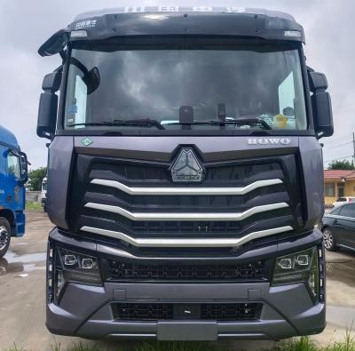 China Aanpassing 2024 Heavy Duty HOWO 540HP 6X4/10 Wheel Traction Transport Truck Hoofdtruck Te koop