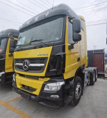 中国 500HP シノトラック・シャシー ベイベン・トラクション・トラック 販売のため