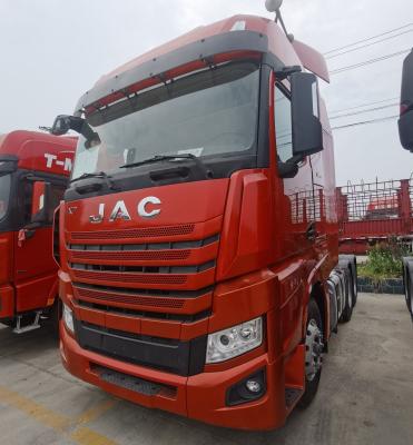 中国 滑らかな走行保証 JAC 6X4 トラック 351-450hp 600L燃料タンク 販売のため