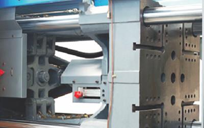 China Power Saving Medical Injection Molding Machine Accurate Working For Injectors MZ-130 for sale