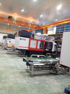 China Steel Material Plastic Auxiliary Machine 13.5KW Power Mould Dehumidifier for sale