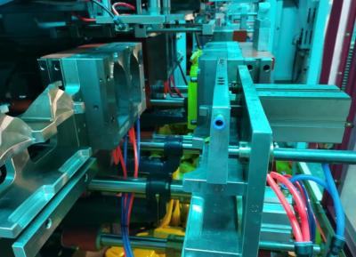 China Capacity 10L Plastic Bottle Blow Molding Machine With MOOG Parison Control System And Single / Double Mold Cavity for sale