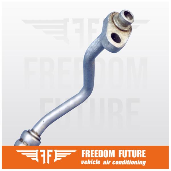Quality 97762-4H100 Discharge AC Hose Hyundai Starex 2.4 2.5L 07-12 OEM for sale