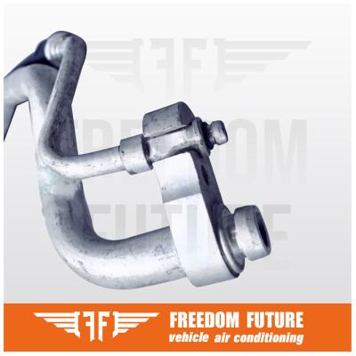 Cina Tubi per aria condizionata per auto gemelli 51856109 08-11 Fiat Fiorino Qubo 1.3L in vendita