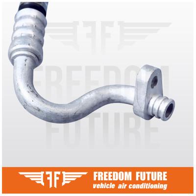 Cina 9678308780 Auto Citroën C4 Peugeot Aircon Tubi 12-19 1.6L 208 in vendita