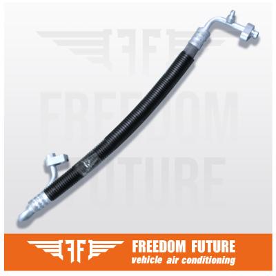 중국 OEM YF-37661 에어컨 배출 호스 Ford Taurus Flex 3.5 3.7L 13-19 판매용