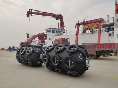 Cina Marca di Marine Rubber Pneumatic Fender Luhang di meglio della Cina usata per ancorare della barca in vendita