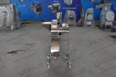 Cina Macchina di taglio di cubo di patate per taglio professionale di ortaggi in vendita
