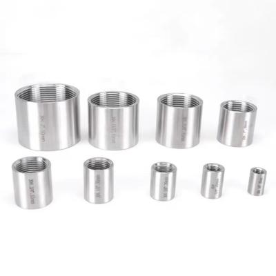 Cina Fittings di tubi in acciaio inossidabile argento per accoppiamento a filo intero per uso generale in SS201/304/316 in vendita