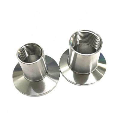 Cina Specchio lucidato 304 316L in acciaio inossidabile sanitario Tri Clamp Femminile filtro tubo adattatore in vendita