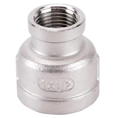 Cina Acciaio inossidabile 201 304 316 Npt BSP Fittings di accoppiamento di tubi a filo Reducer di presa rossa in vendita
