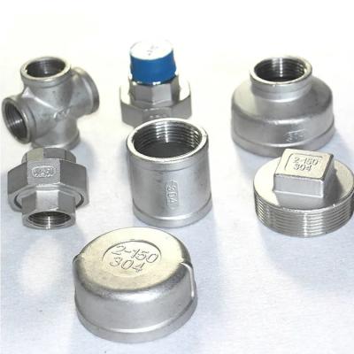Cina Cappuccio rotondo in acciaio inossidabile con connessione femminile standard da 2 pollici per il montaggio delle estremità del tubo in vendita