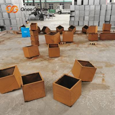 Cina Grande rettangolare d'azione corrosiva degli elementi d'argento all'aperto delle piantatrici d'acciaio in vendita
