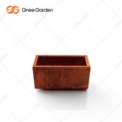 Cina Vaso di fiore d'acciaio cubico del metallo della piantatrice di Corten di forma quadrata per il giardino in vendita