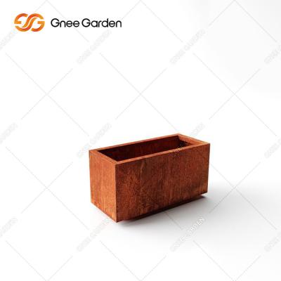 Cina Vaso di fiore d'acciaio cubico del metallo della piantatrice di Corten di forma quadrata per il giardino in vendita