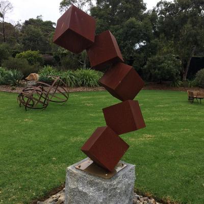 Cina Scultura d'acciaio all'aperto grande Rusty Metal Statues For Gardens di Corten in vendita