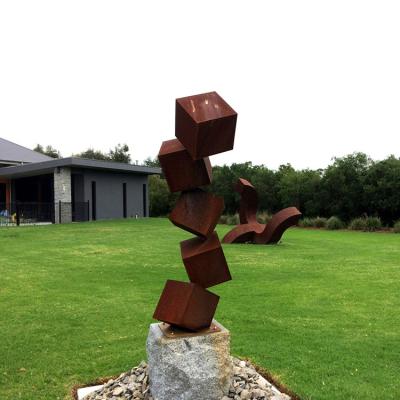 Cina Scultura d'acciaio all'aperto grande Rusty Metal Statues For Gardens di Corten in vendita