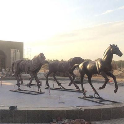 Cina La resina elabora la scultura bronzea all'aperto, ODM dell'OEM spesso d'ottone della scultura 5mm del cavallo in vendita