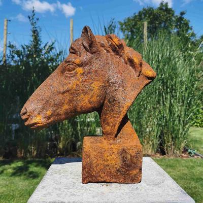 Cina Il ghisa ha arrugginito servizio all'aperto a grandezza naturale dell'OEM delle statue dei cervi in vendita